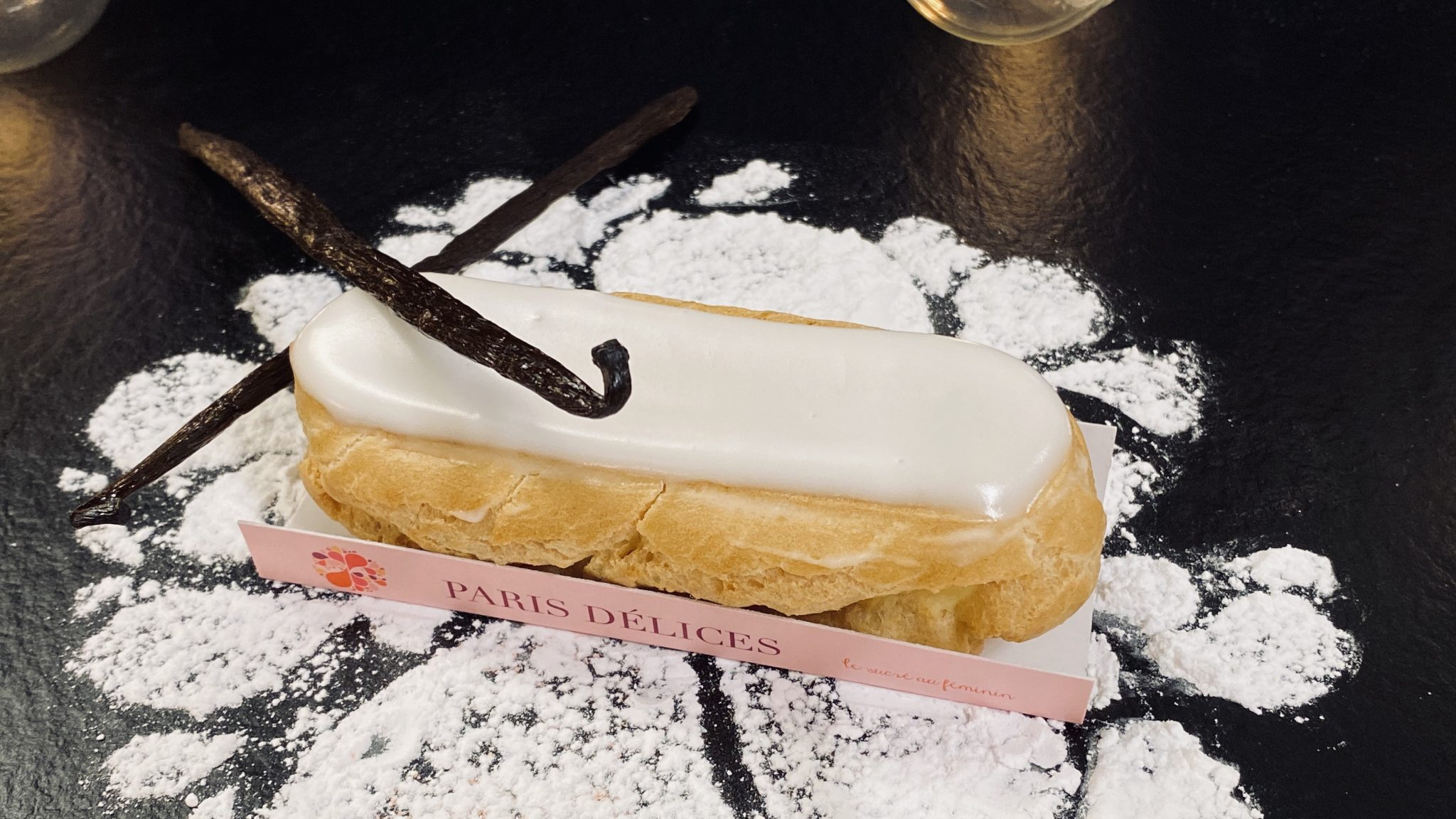 L'éclair Vanille - Paris Délices - Pâtisserie boulangerie fine